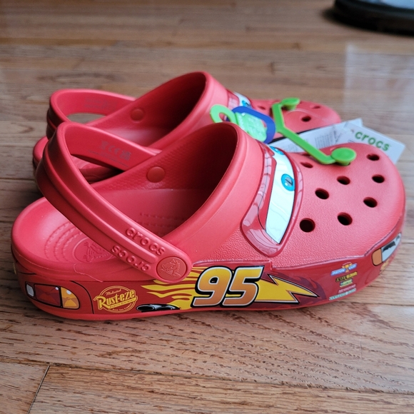 CROCS | Shoes | Lightning Mcqueen Light Up Crocs Disney Pixar M4 W6 Nwt ...